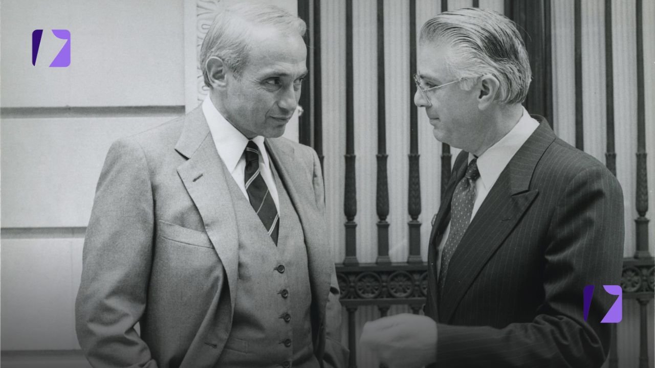 Who Is Leslie Wexner? A Complete Biography of the Retail Billionaire ...