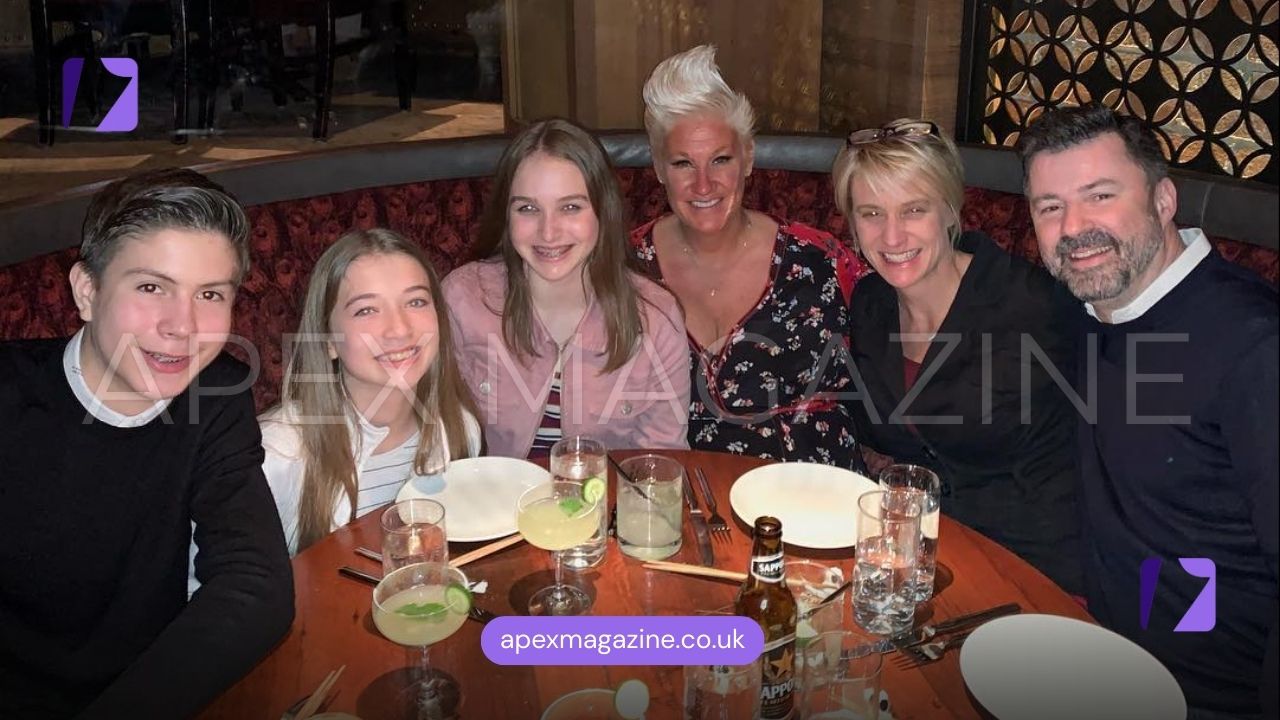 Anne Burrell Children and Husband Inside the Celebrity Chef’s Private ...
